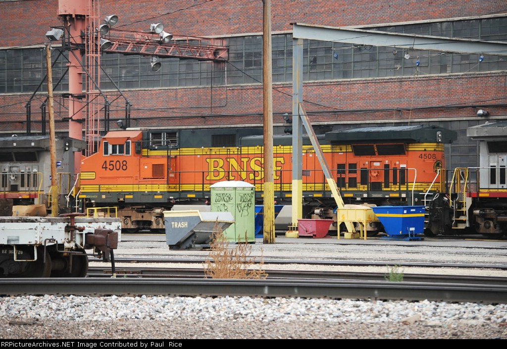 BNSF 4508